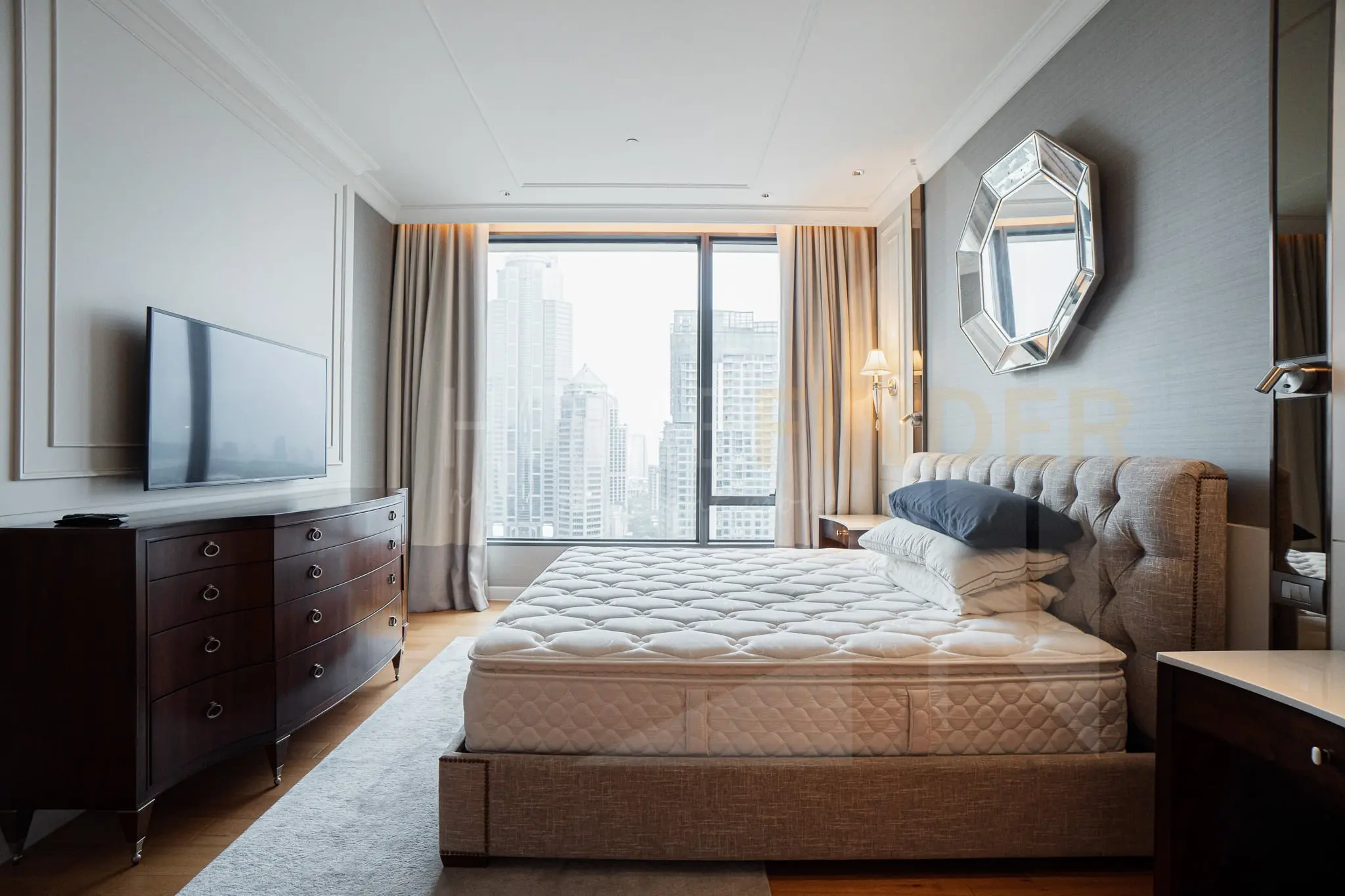 Sindhorn Residence | Home Finder Bangkok