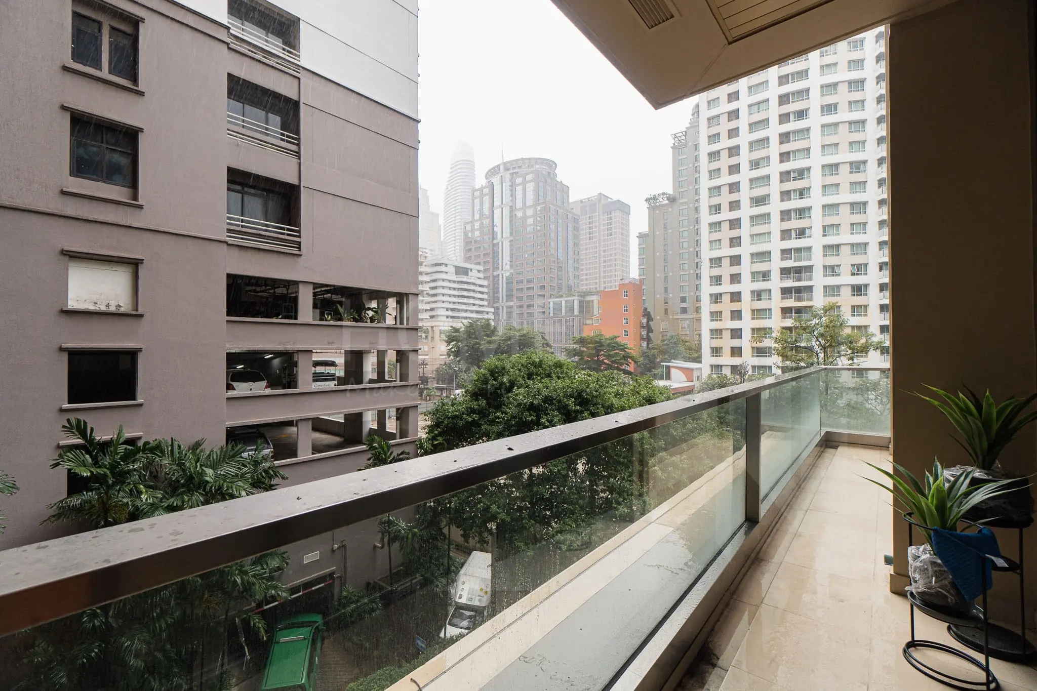 Sindhorn Residence | Home Finder Bangkok