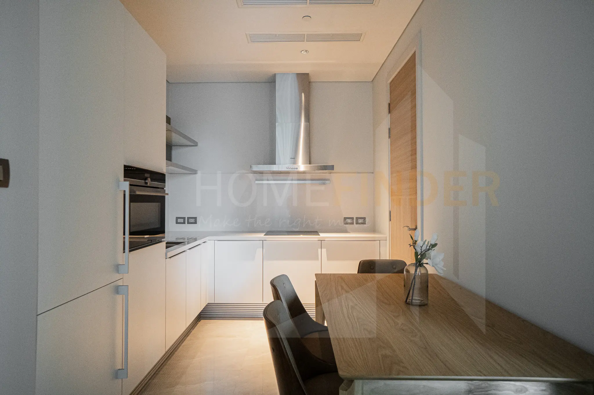 Sindhorn Residence | Home Finder Bangkok